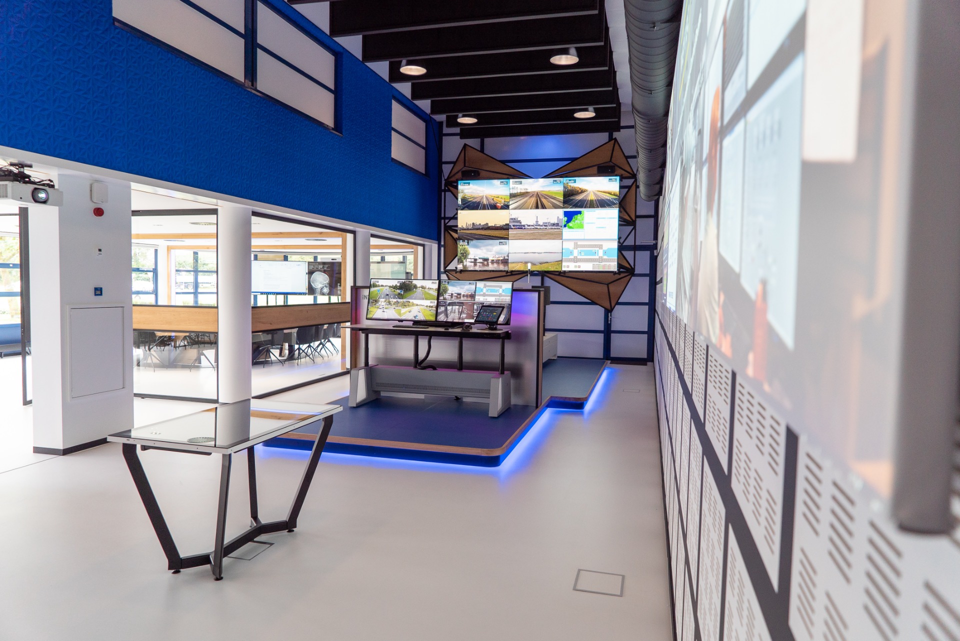Visualization and Video Walls - INTER Control Rooms